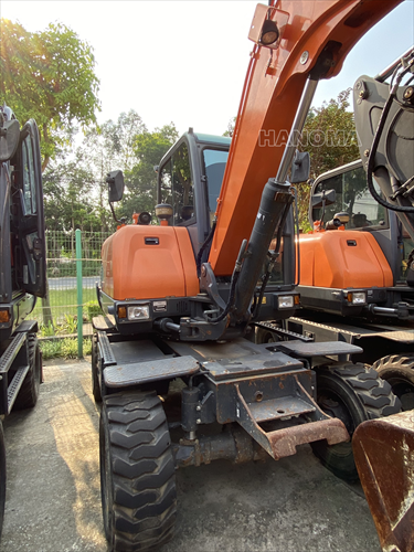 DOOSAN DX55W-5