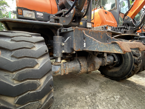 DOOSAN DX55W-5
